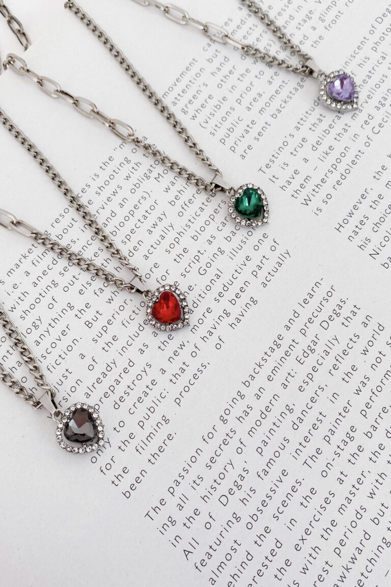Colar Crystal Pin - HIGHER STORE ⚡️
